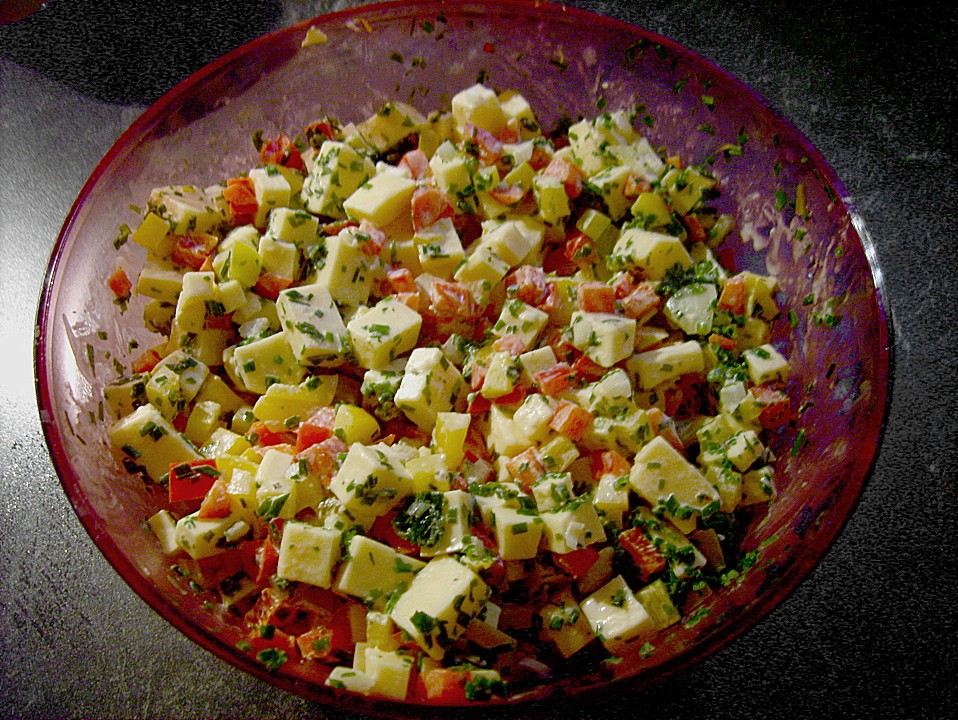 Paprika - Gouda - Salat von mrsxxxpianofiles | Chefkoch