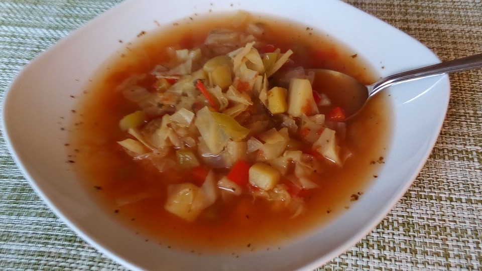 Krautsuppe zum Abnehmen von lucy2208 | Chefkoch