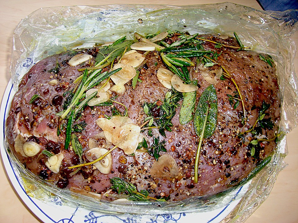 Wildschweinkeule mediterran - klassisch von Utee | Chefkoch