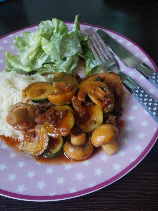 Zucchini - Hack - Pfanne von janoerne | Chefkoch