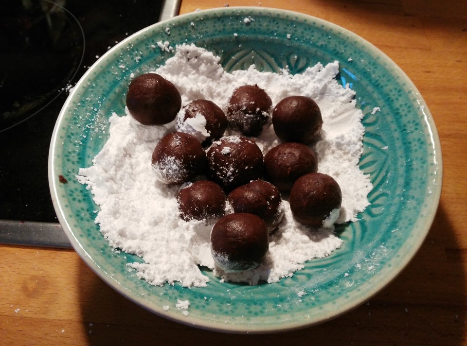 Schoko - Schneekugeln von Tiniwini | Chefkoch