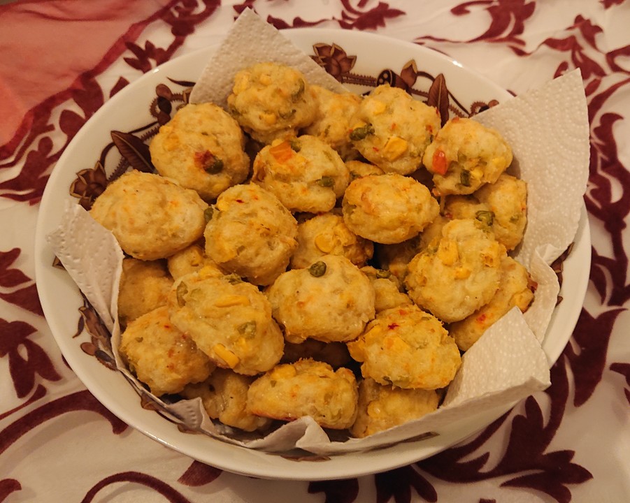 Bebbl - kleine herzhafte Snackstückchen von candy1001 | Chefkoch