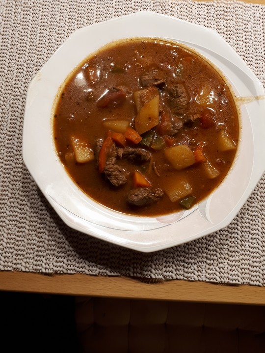 Deftige Gulaschsuppe von badegast1 | Chefkoch