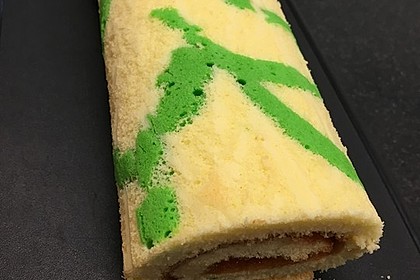 Biskuitrolle mit Muster von EulesBakery | Chefkoch