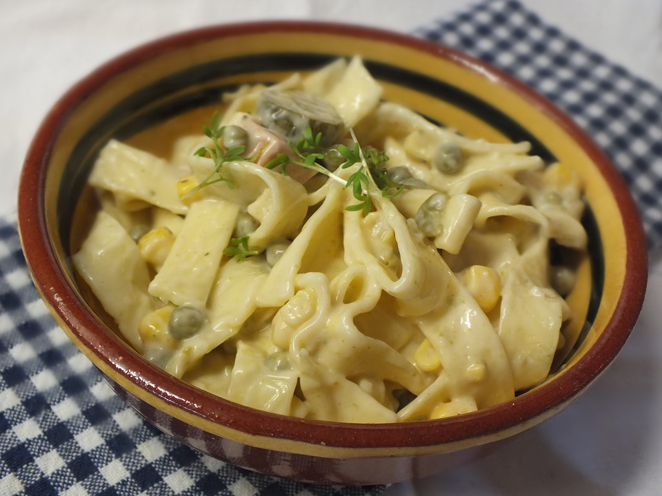 Bester und leckerster Nudelsalat von CookBakery | Chefkoch Bester und leckerster Nudelsalat von CookBakery | Chefkoch