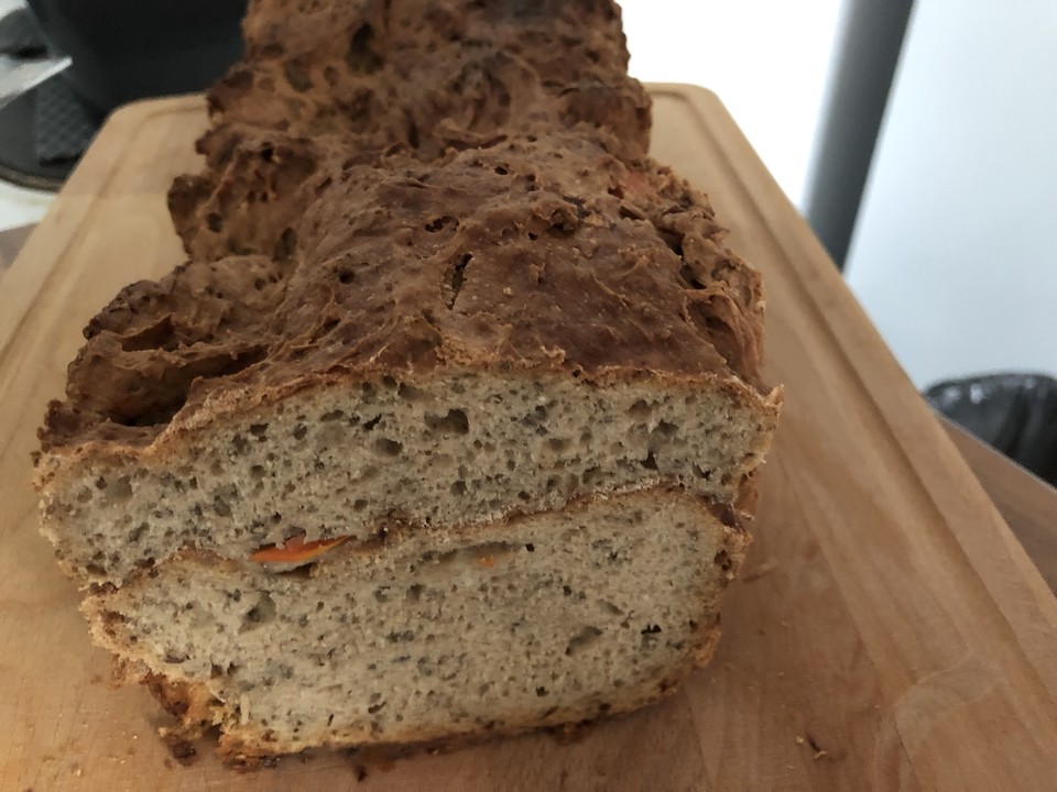 Sweetys Chia-Brot mit Möhren von Sweety08750 | Chefkoch