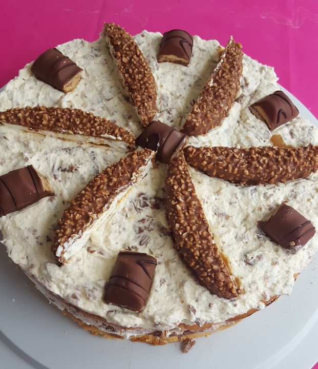 Ferrero-Kinder-Torte light von Nasch-Axel | Chefkoch