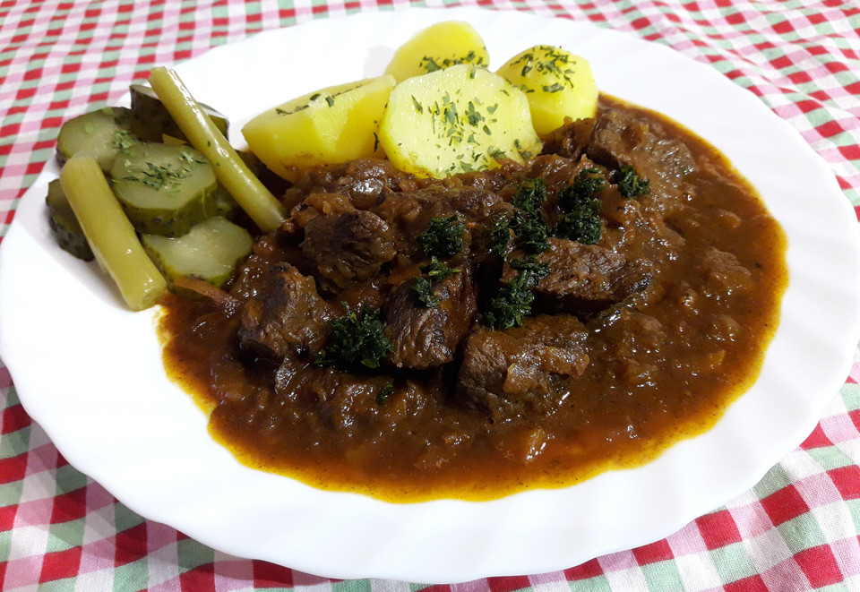 Szegediner Gulasch mit Rindfleisch von eisbobby | Chefkoch