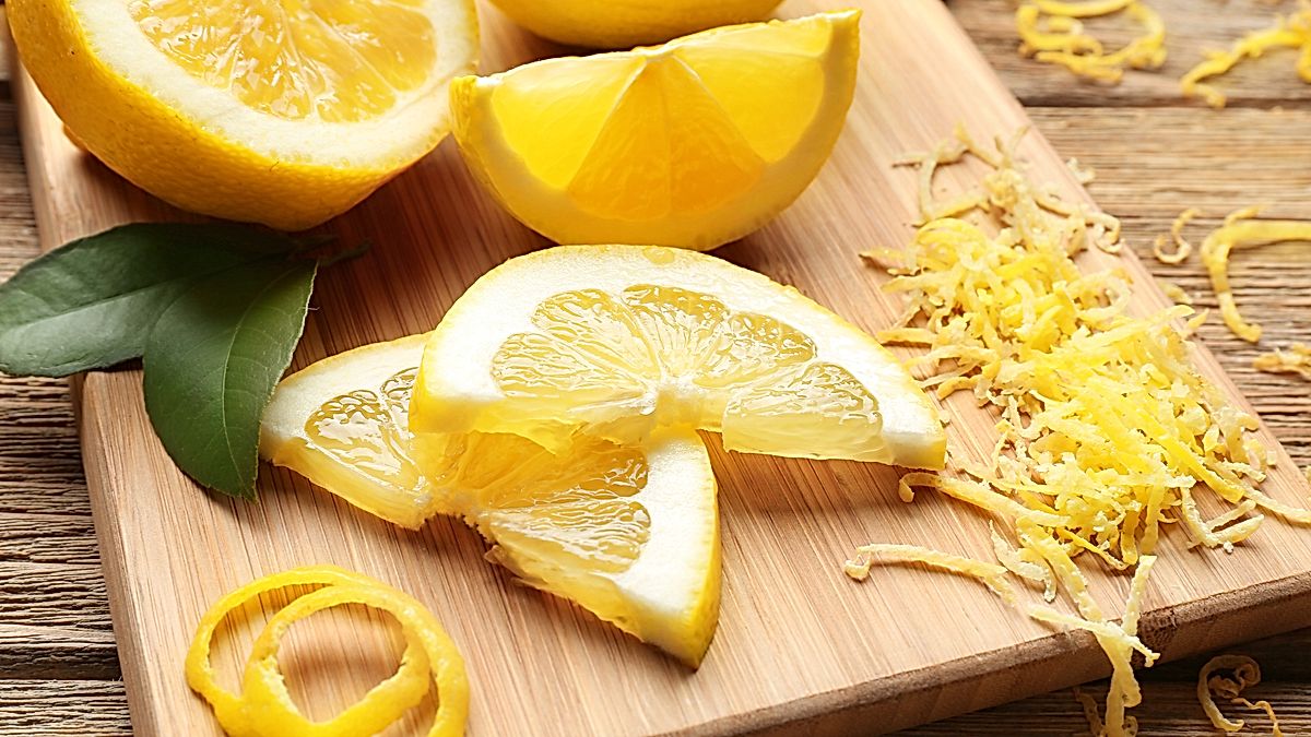 Zitrone restlos verwerten: Schale, Saft & Kerne nutzen