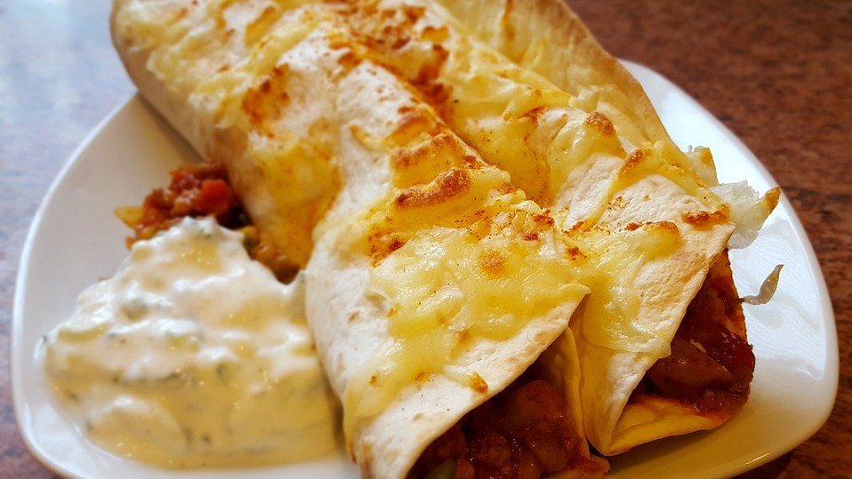 Überbackene Enchiladas mit Tzatziki von kassiopeya