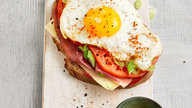 Die besten Spiegelei-Rezepte – Frühstück, Bowls & mehr