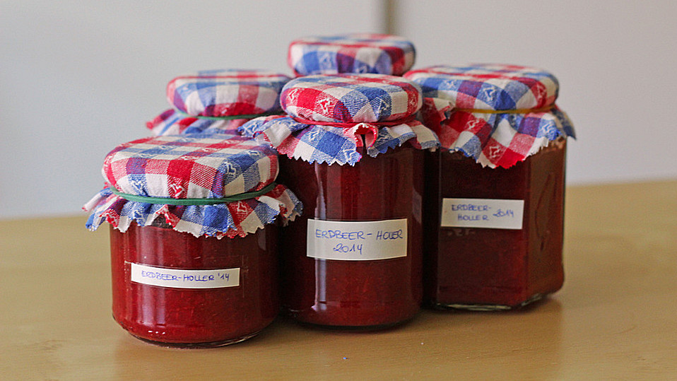 Erdbeermarmelade mit Holunderblüten von Kimble