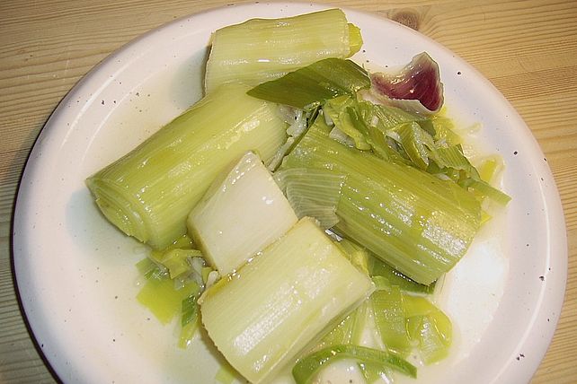 Gedünsteter Lauch von Sinja78 | Chefkoch