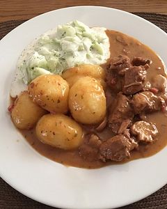 Kalbsrahmgulasch Rezepte | Chefkoch