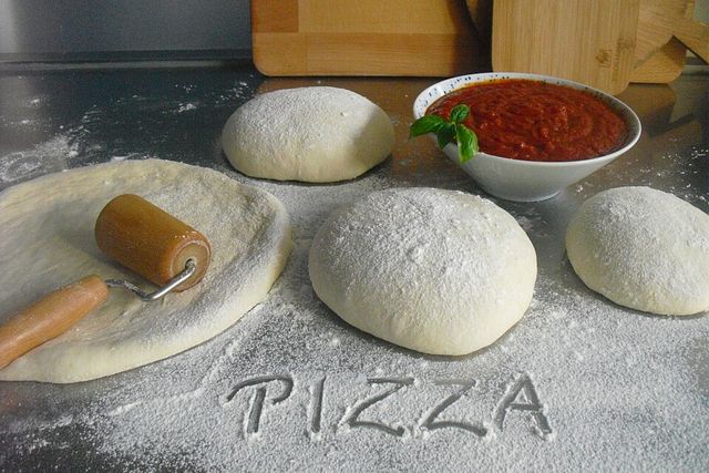Der beste Pizzateig - wie beim Italiener!