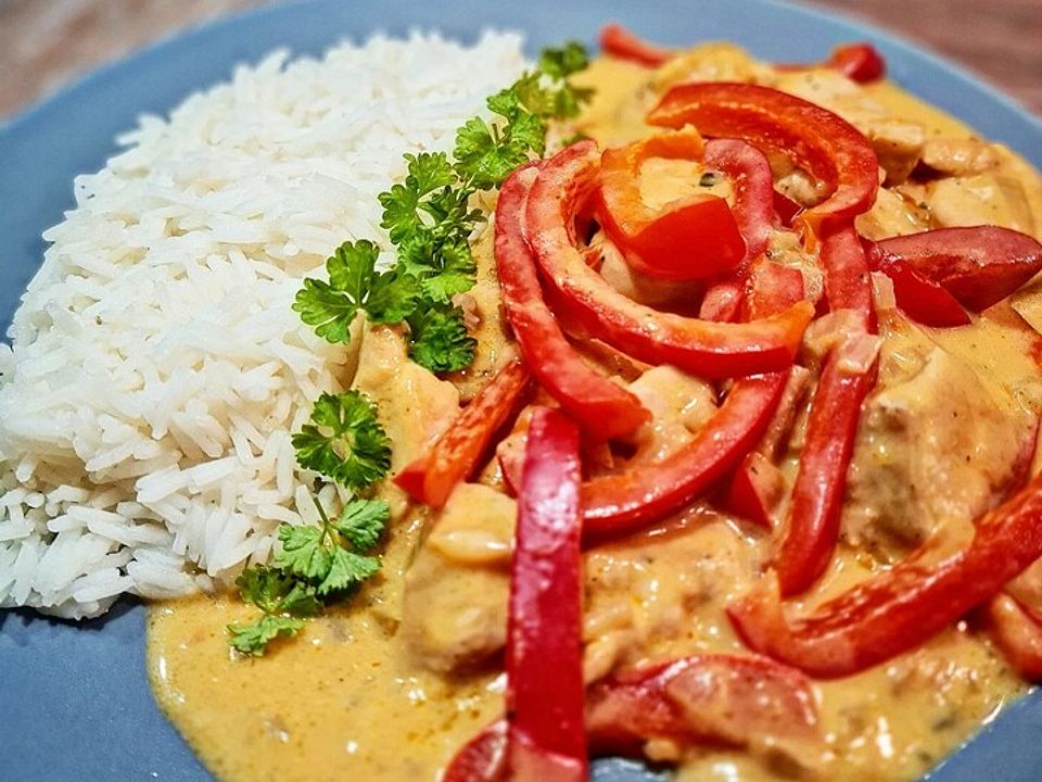 Rahm - Paprika - Hähnchenbrust mit Reis von darklion| Chefkoch