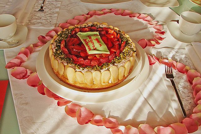 Erdbeertorte mit Biskotten von wilde_rose20