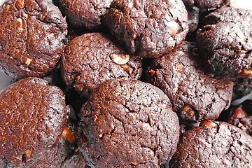 Bittersweet Chocolate Cookies with Pecans von alina1st| Chefkoch