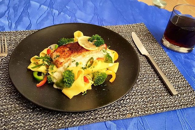 Viktoriasee - Barschfilet auf Gemüse von hexli| Chefkoch