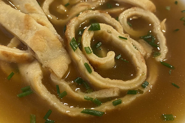 Schwäbische Flädle mit Kräutern von jschestag | Chefkoch