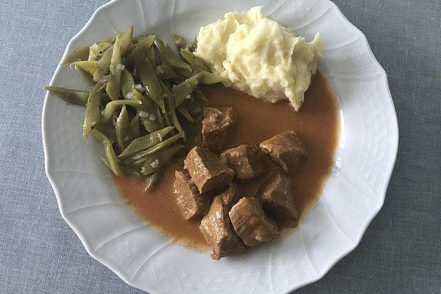 Wiener Kalbsgulasch