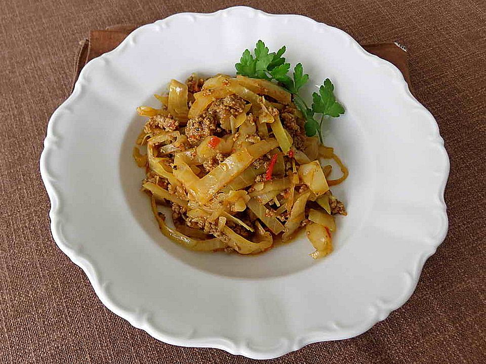 Weißkohl - Rinderhack - Topf von Spukie68| Chefkoch
