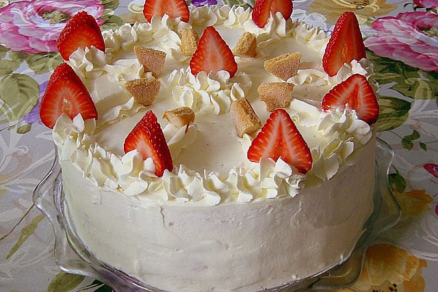 Erdbeer - Biskotten - Torte von Rocky73