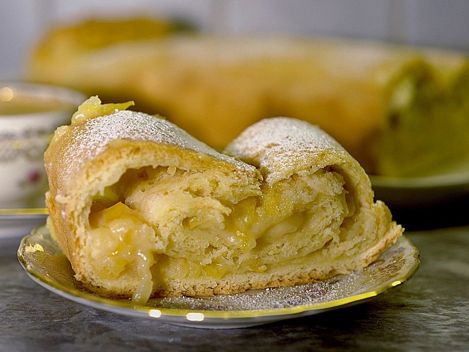 Apfel - Vanillecreme - Strudel von versatil| Chefkoch