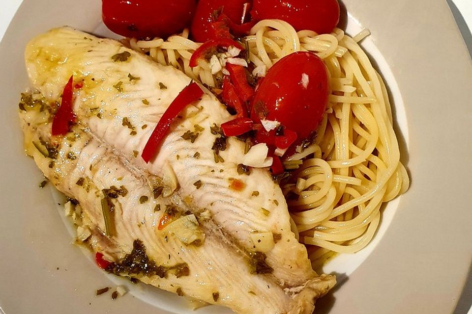 Pasta Pesce - Spaghetti mit scharfem Fisch von die_doellz