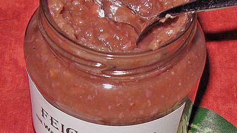 Feigenmus mit Walnüssen und rotem Pfeffer von 30958