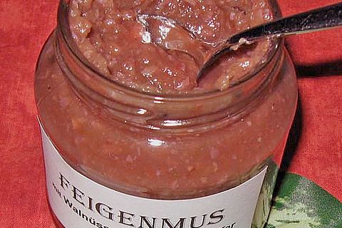 Feigenmus mit Walnüssen und rotem Pfeffer von 30958