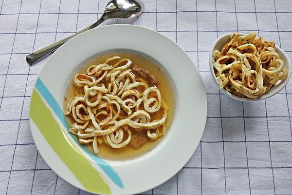 Flädlesuppe von miguan | Chefkoch