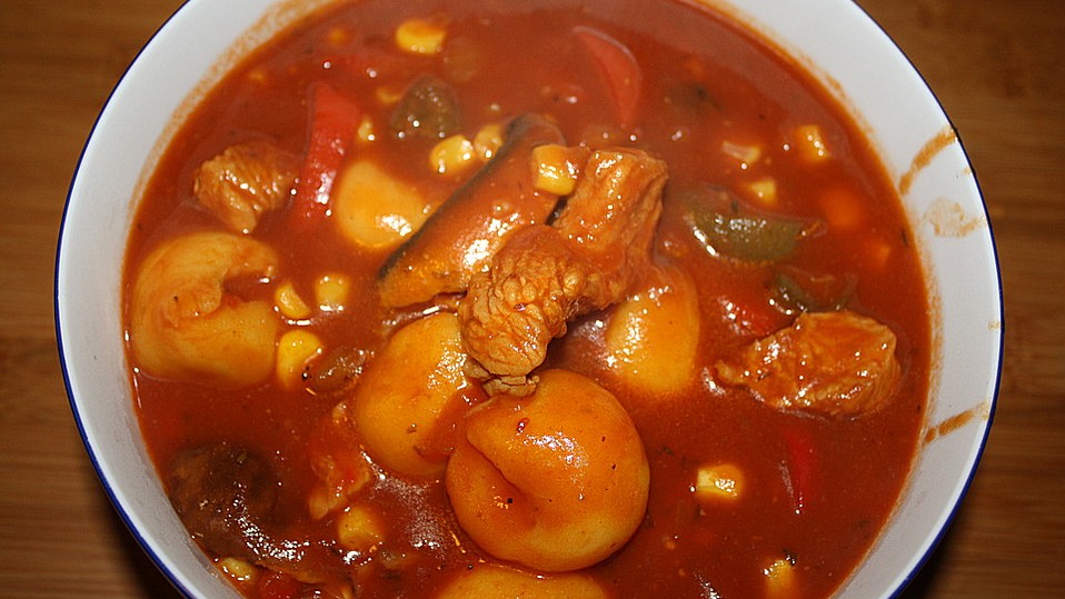 Putengulaschsuppe mit Klößchen von Sandy2509