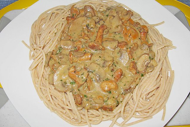 Kartoffelpuffer mit Pilzgulasch von cucaratscha| Chefkoch