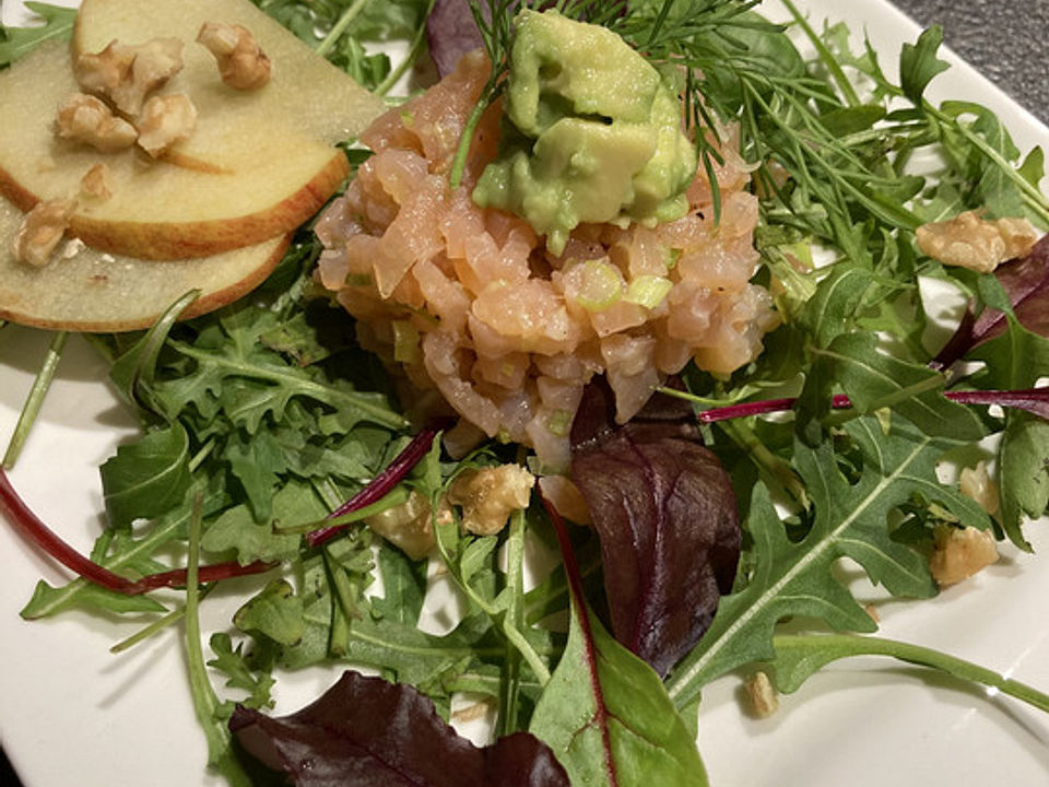 Lachstatar mit Avocado von simply | Chefkoch