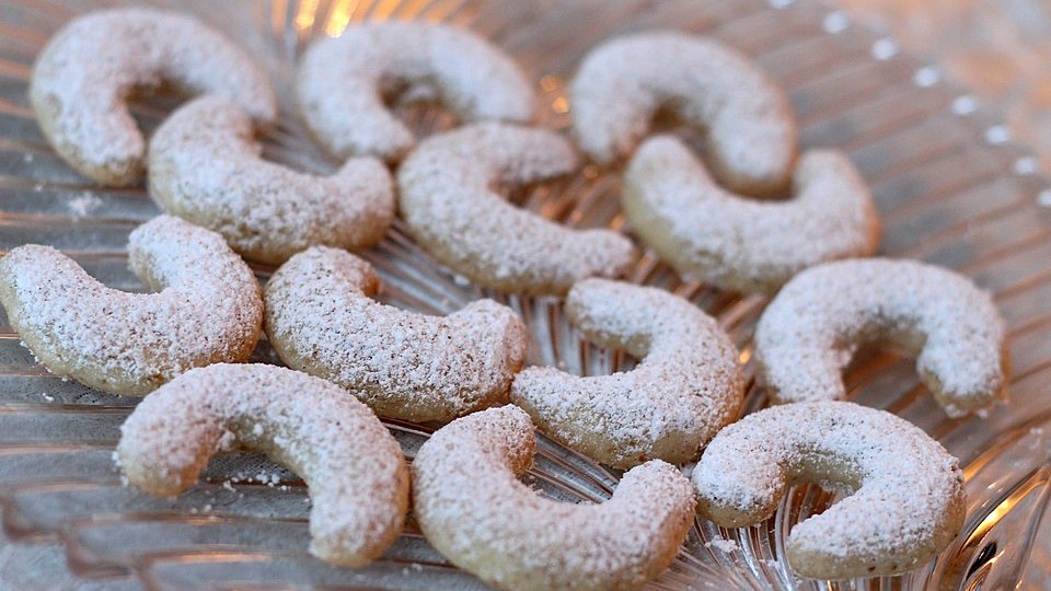 Vanillekipferl Mit Walnüssen