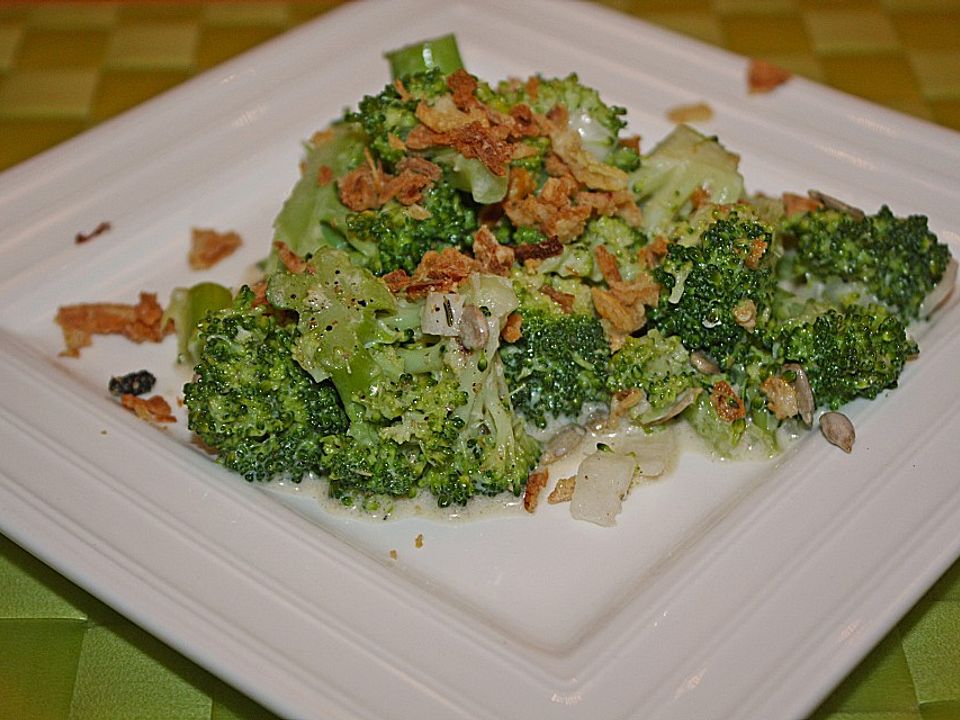 Brokkolisalat von giggletoe| Chefkoch