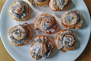 Mohn - Nuss - Striezel von alice-im-wunderland| Chefkoch