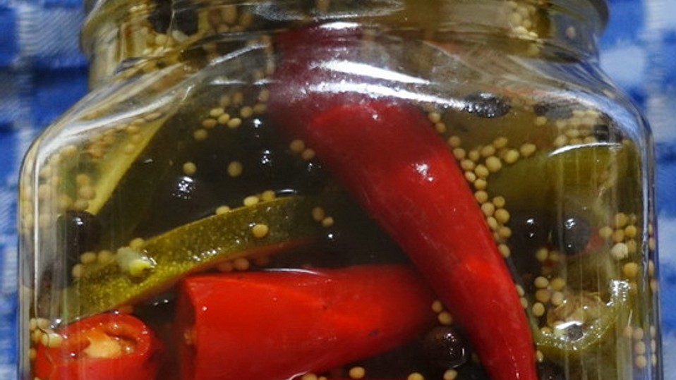 Süßsauer eingelegte Pfefferoni oder Peperoni von blunzen