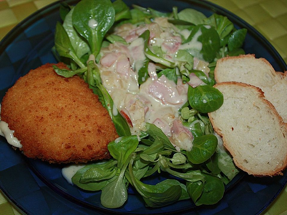 Feldsalat mit Zwiebelschmelz von phoet| Chefkoch