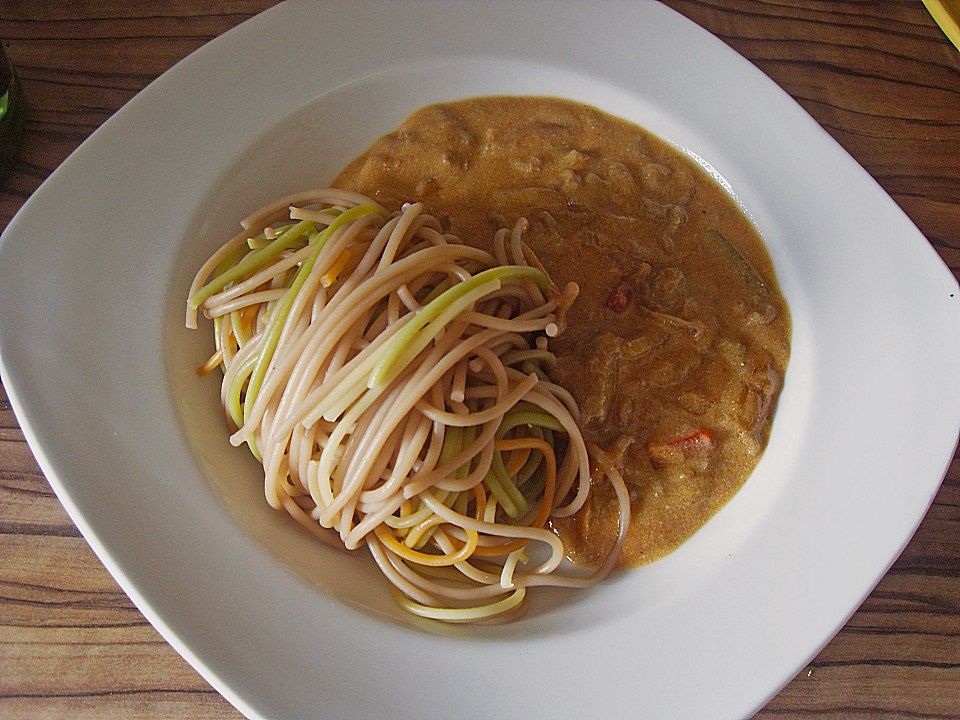 Gehacktes mit Weißwein - Sauerrahmsoße a la Maja von Maja72| Chefkoch