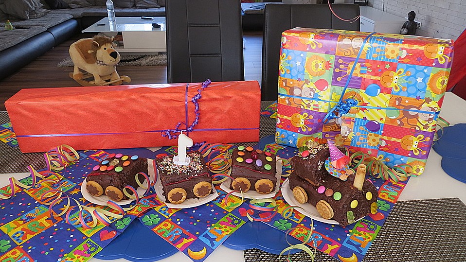 Heller saure Sahne - Kuchen von Tiniwini