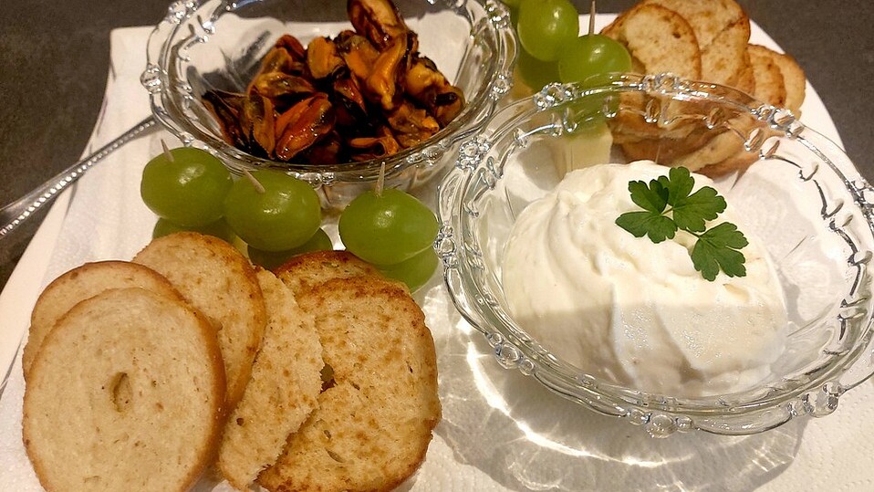 Aioli, Dip, Knoblauchcreme von gerritseidel