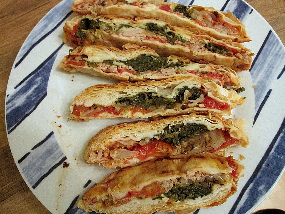 Pizza - Strudel à la Dani von GourmetKathi| Chefkoch