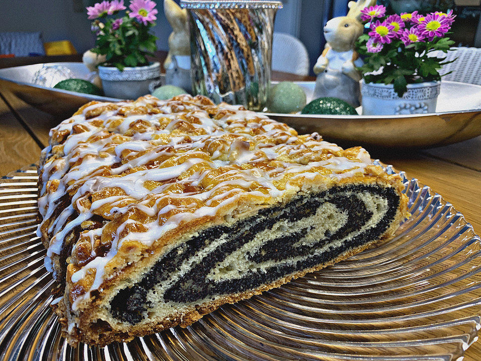 Lockerer Mohnstriezel von SHanai | Chefkoch