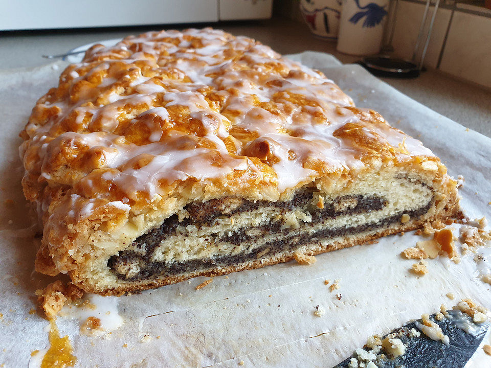 Lockerer Mohnstriezel von SHanai| Chefkoch