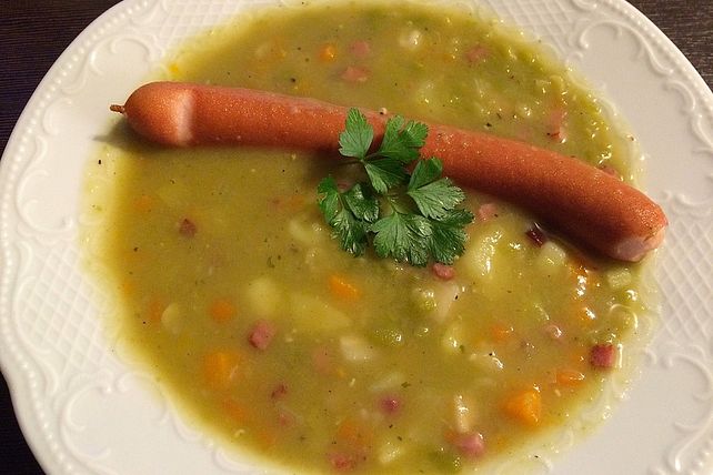 Erbsensuppe und Würstchen von L_o_L_o| Chefkoch