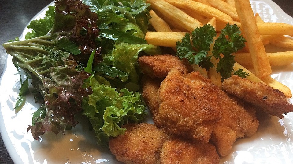 Chicken Nuggets oder Hähnchen Crossies von kaliorexi