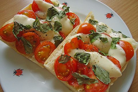 Tomate-Mozzarella-Toast von Andr0meda| Chefkoch