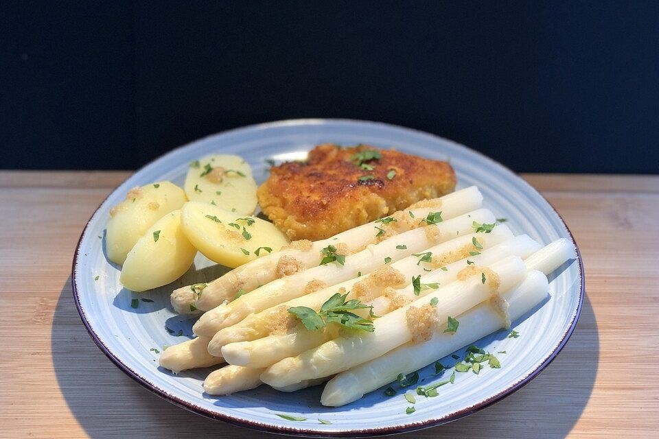 Semmelbrosel Mit Butter